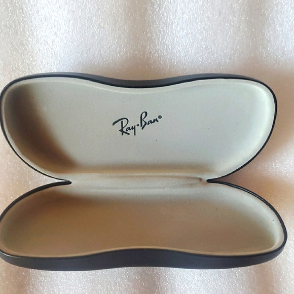Ray-Ban | Accessories | Rayban Black Eyeglasses Eyewear Hard Case ...